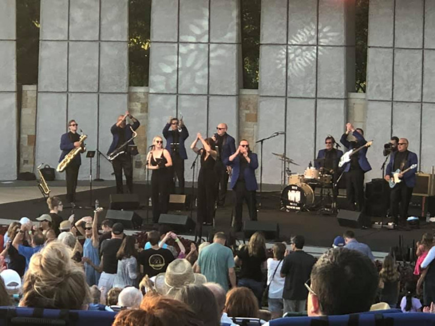 Hire The Soul Syndicate - R&B Group in Grand Rapids, Michigan