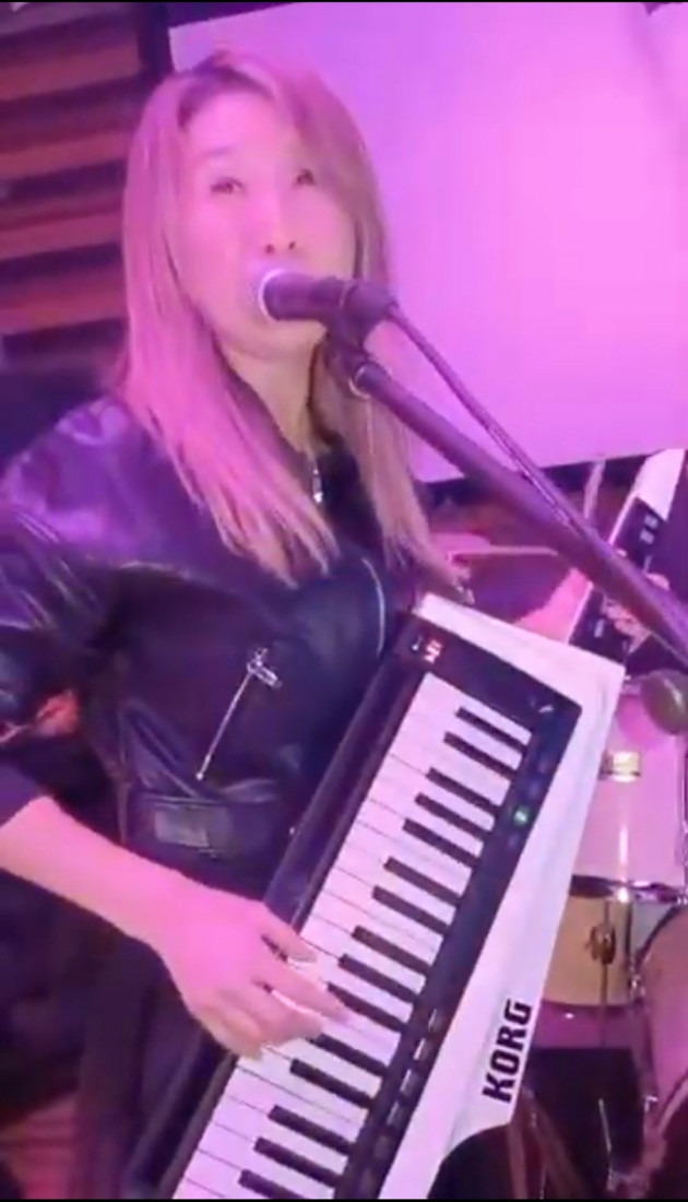 Hire Thorns & Roses Band - Classic Rock Band in Victoria, British Columbia