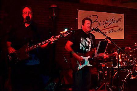 Hire Threshold Rock N Roll Band (st. Louis Area) - Cover Band in St ...