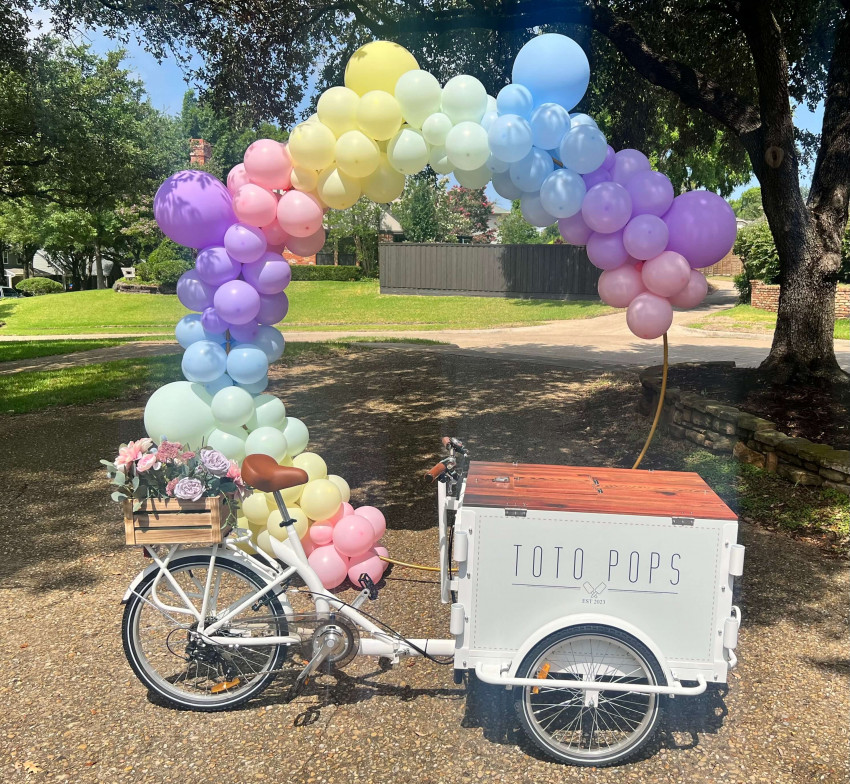 Hire Toto Pops Ice Cream & Fruit Pop Cart - Food Truck in Richardson, Texas