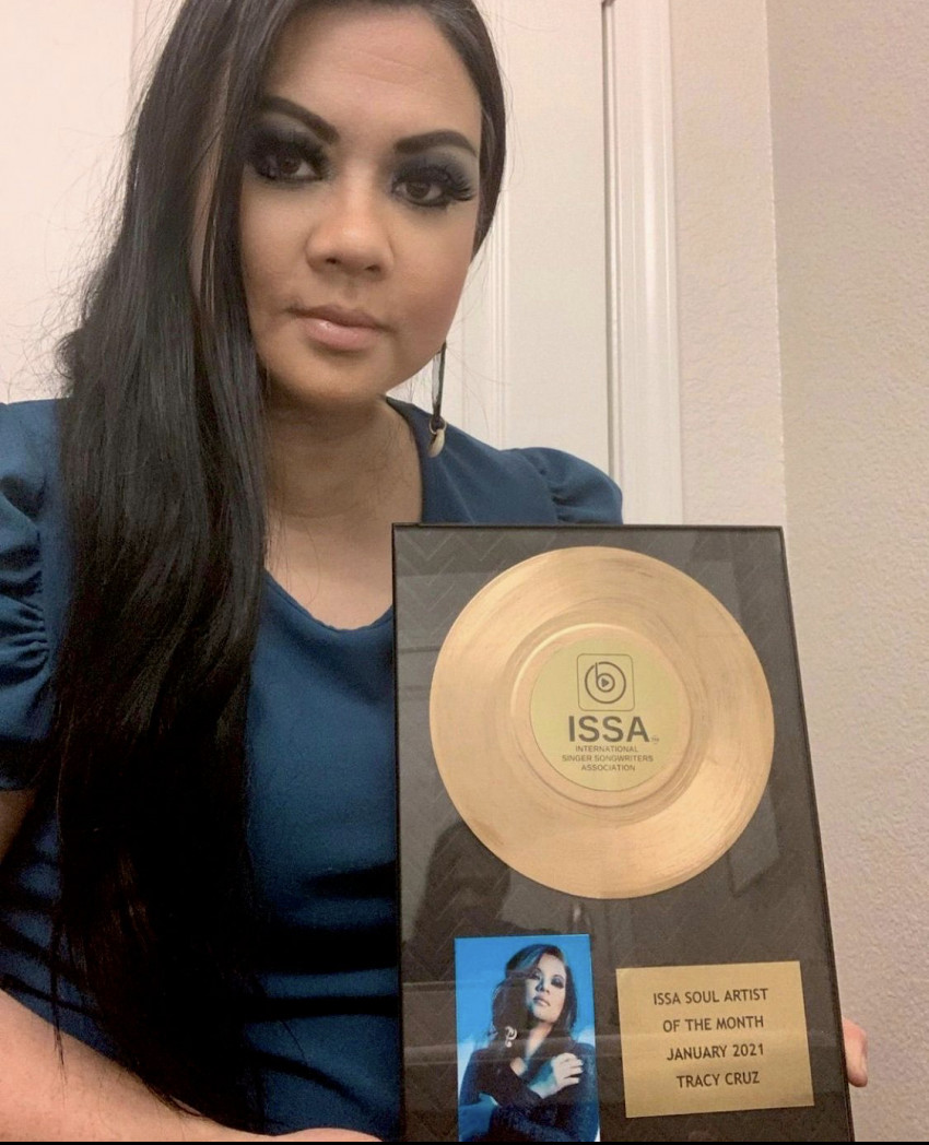 Hire Tracy Cruz & Instrumentali-T - Cover Band in Dublin, California