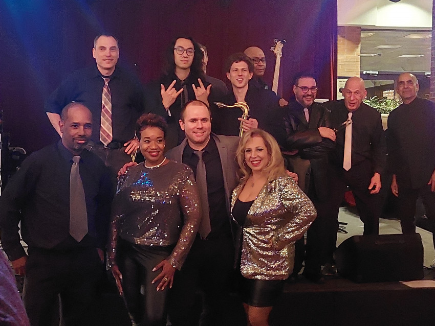 Hire Variable Elements - Cover Band in Philadelphia, Pennsylvania