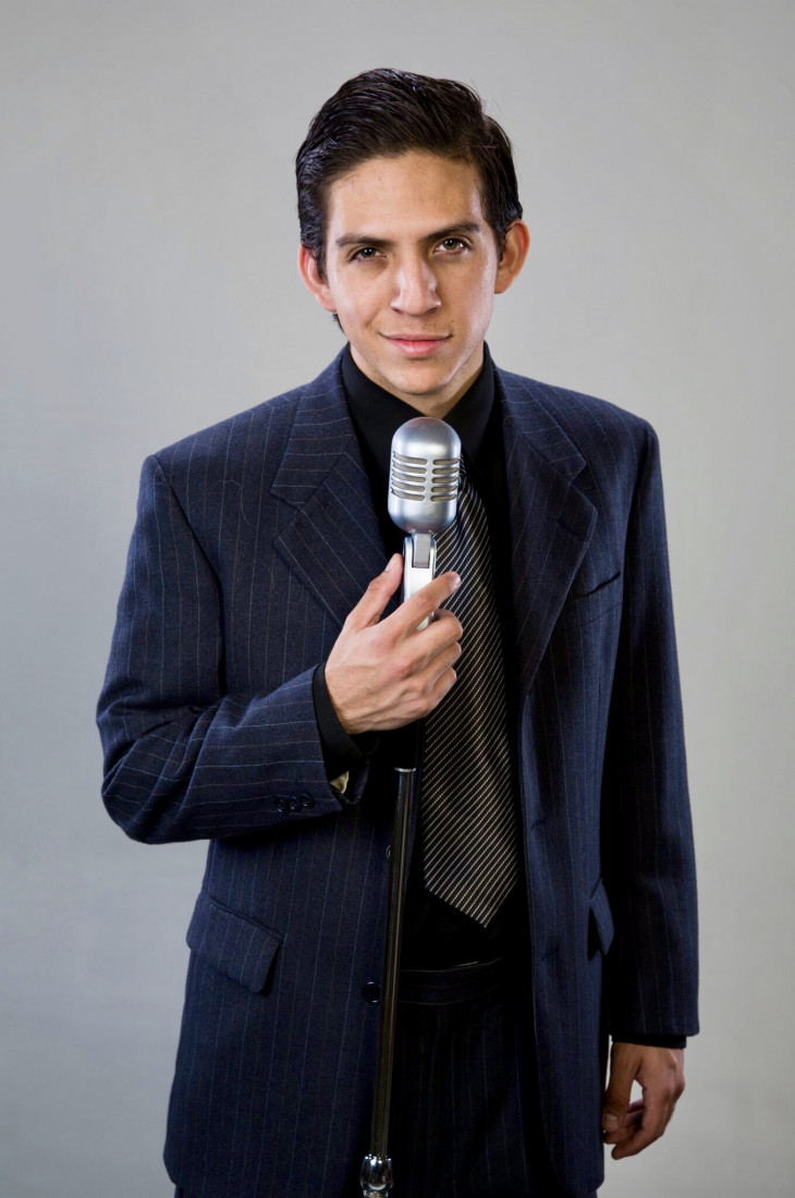 Hire Victor Suarez - Pop Singer in Austin, Texas