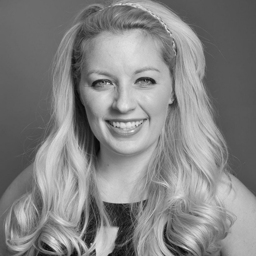 Hire Victoria Doyle - Jazz Singer in Orlando, Florida