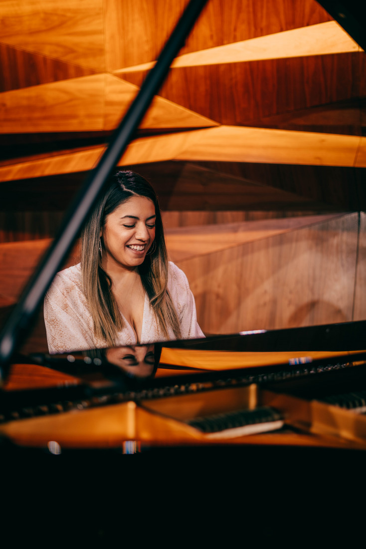 Hire Victoria Ortega - Singing Pianist in Burbank, California