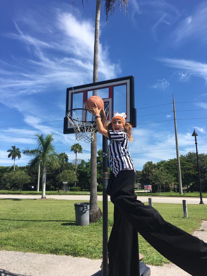 Hire Way Too Tall Torrie - Stilt Walker in Fort Myers, Florida