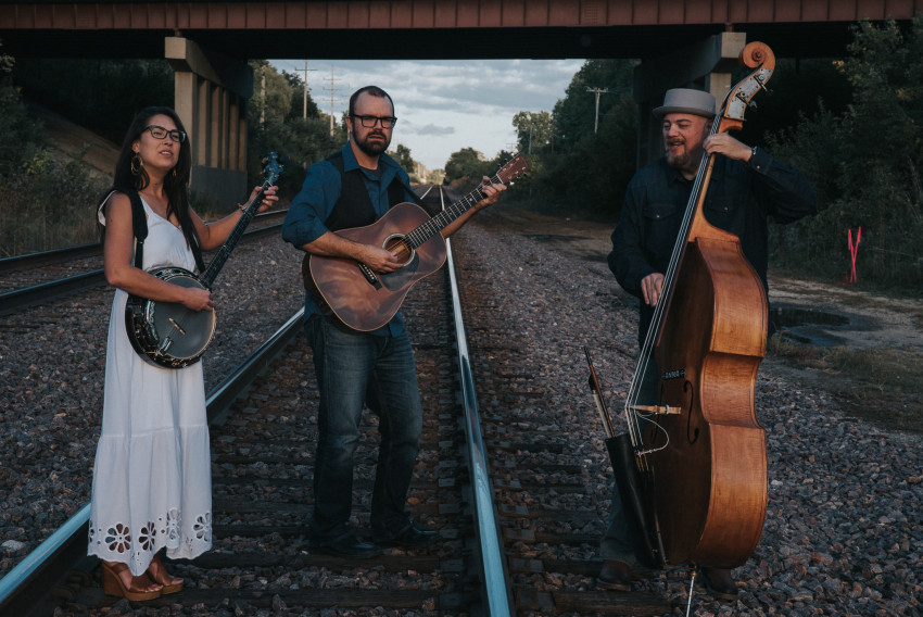 Hire Wheels North (Bluegrass Trio) - Bluegrass Band in St Charles, Illinois