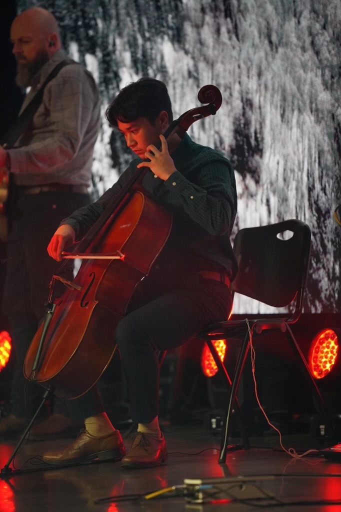 Hire Xavier Bowling - Cellist in Blue Springs, Missouri