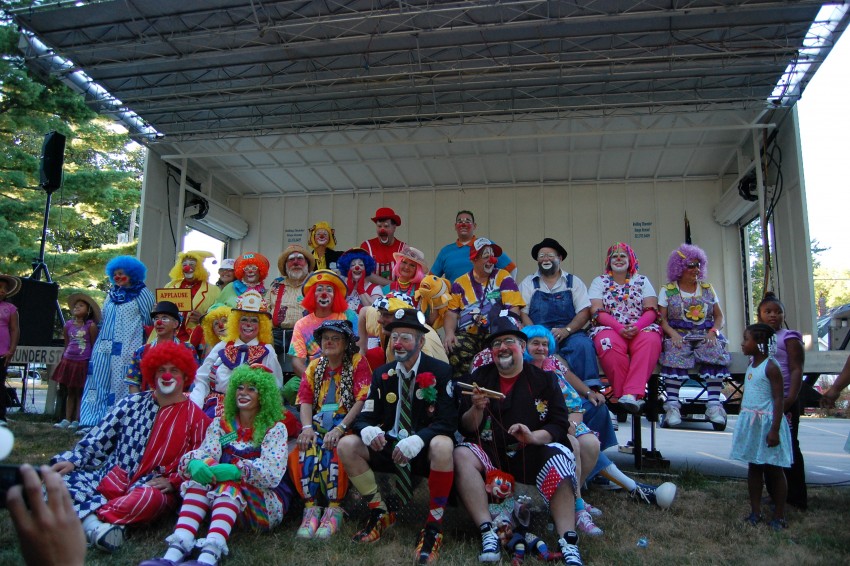 Hire Zounds the Clown - Clown in Grimes, Iowa